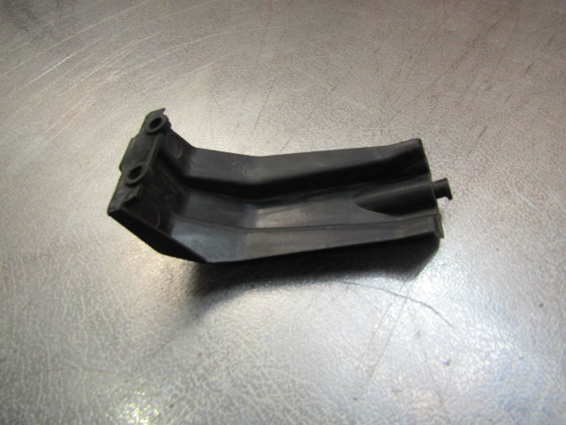 Кронштейн усилителя торпедо MAN TGA, TGL, TGM