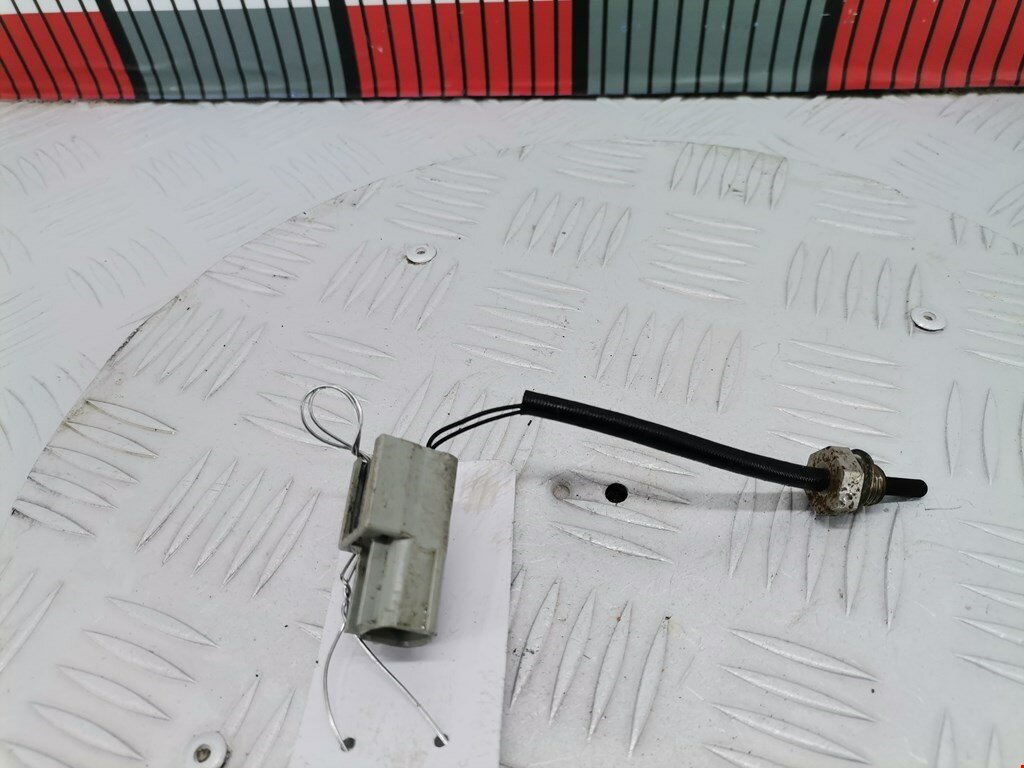 Датчик температуры выхлопных газов Nissan Primera P11 147305M420 арт. 1730696