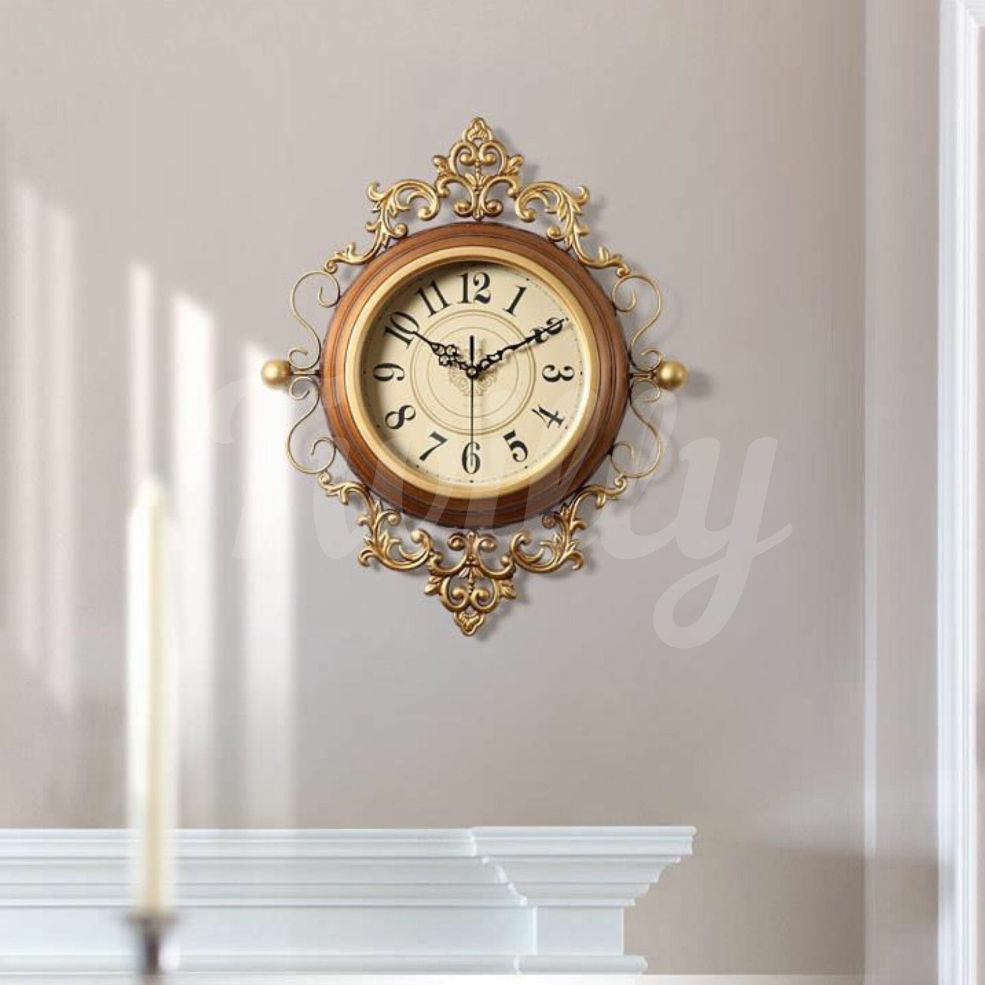 Настенные часы золотые, часы с маятником