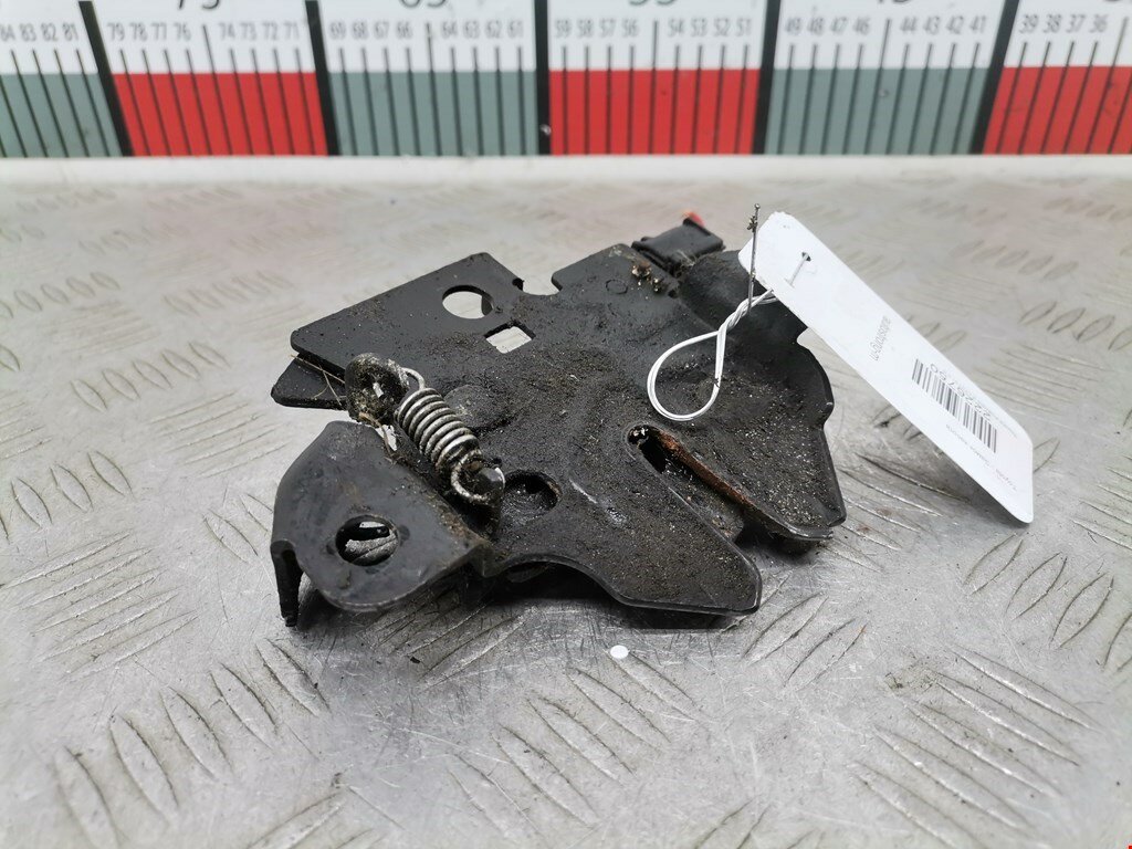 Замок капота Toyota Avensis 3 (T270) арт. 2226750