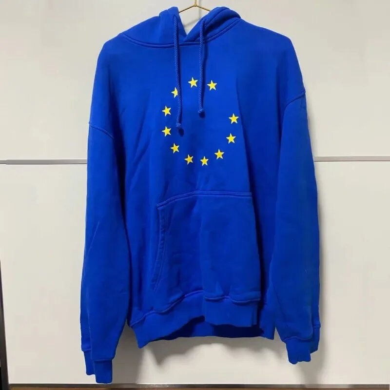 Толстовка спортивная