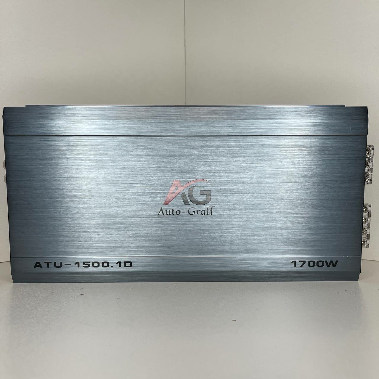 Однoканaльный уcилитeль моноблок D-клaсса Auto-Graff ATU-1500.1D 1700W