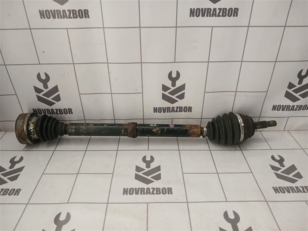 Полуось передняя правая VW Golf 3 Vento 91-97