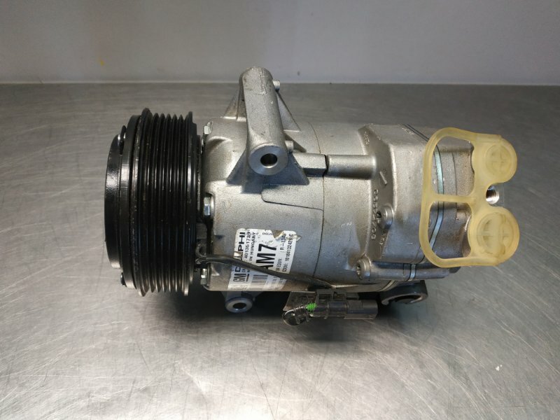 Компрессор кондиционера Opel Astra J 69 A16LET 13450516
