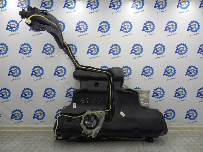 Б/У Бак топливный Skoda Octavia A4 / Шкода Октавия A4 1.6 AKL 101Л.С. 2001