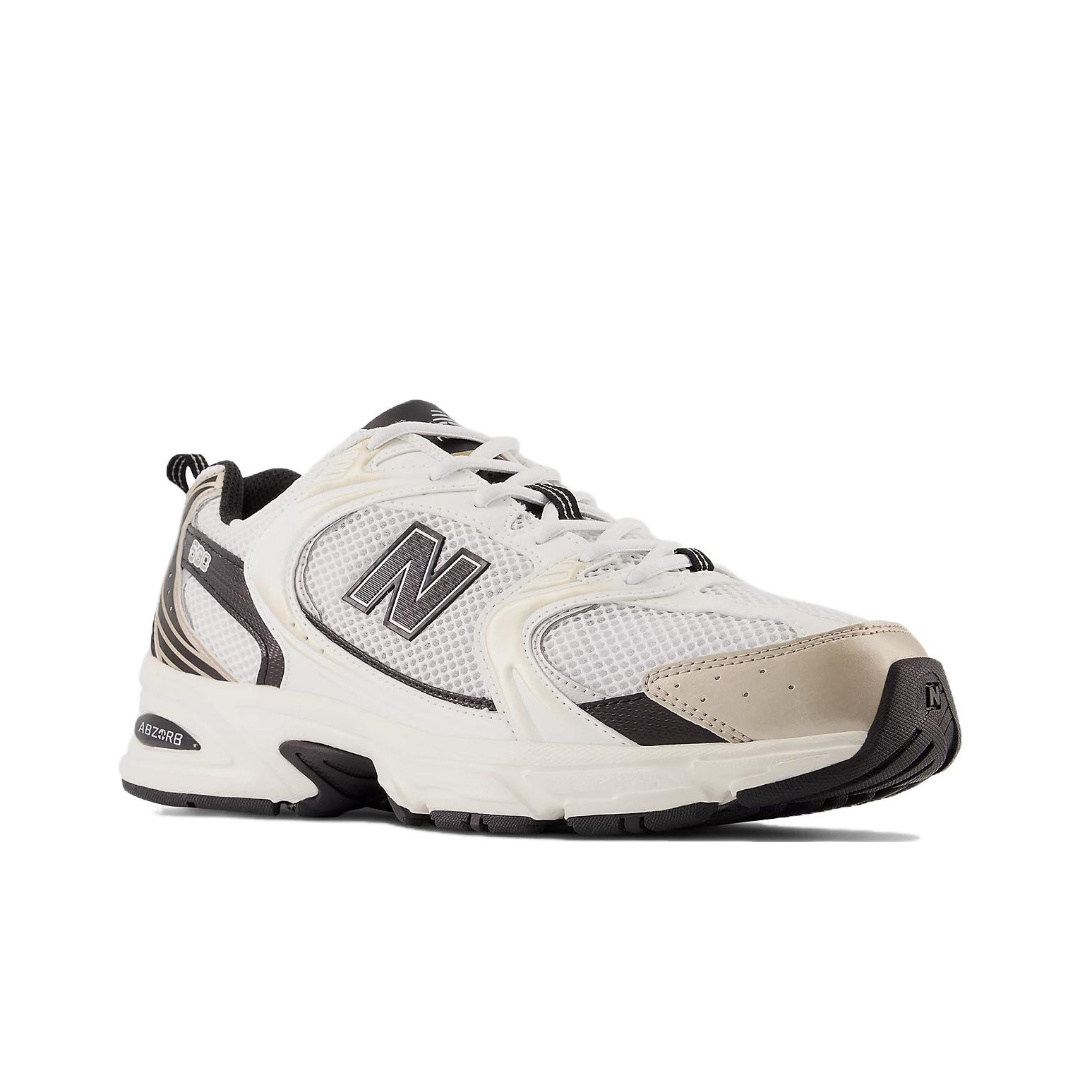 Кроссовки 530