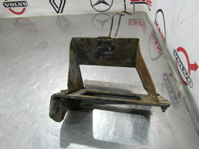 Кронштейн противооткатного упора справа Scania P, R, G / Кривой!!!