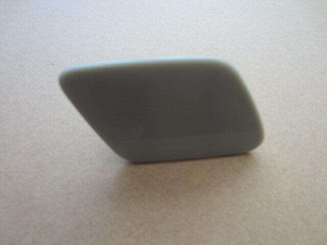 Крышка форсунки омывателя фары правая совместима с BMW X5 E70 51657199142