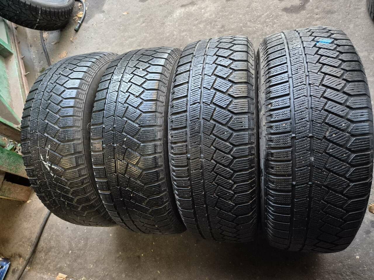 215/65 R16 102Q Continental ContiCrossContact Viking остаток:5.4 мм год:2008 арт:3e05cf73