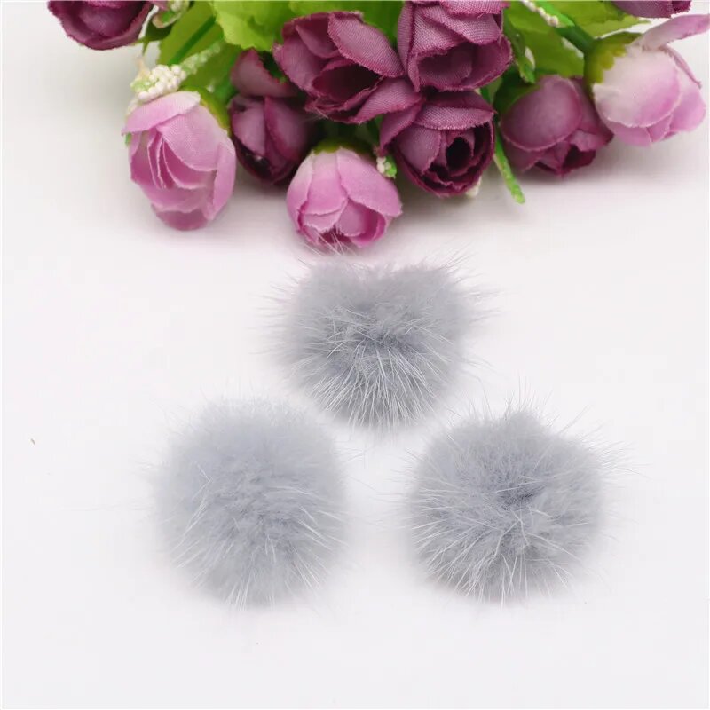 Помпоны из меха норки 35 мм, 8 шт. dark grey, 35mm 8Pcs