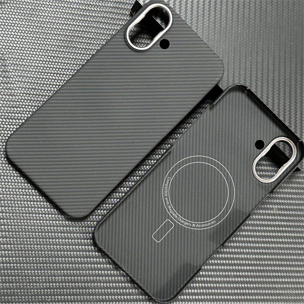 Карбоновый чехол Carbon Shield для iPhone 17 Metal Frame с Magsafe 600D