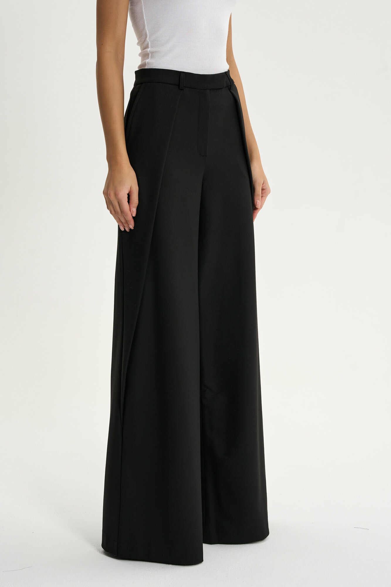 Брюки палаццо