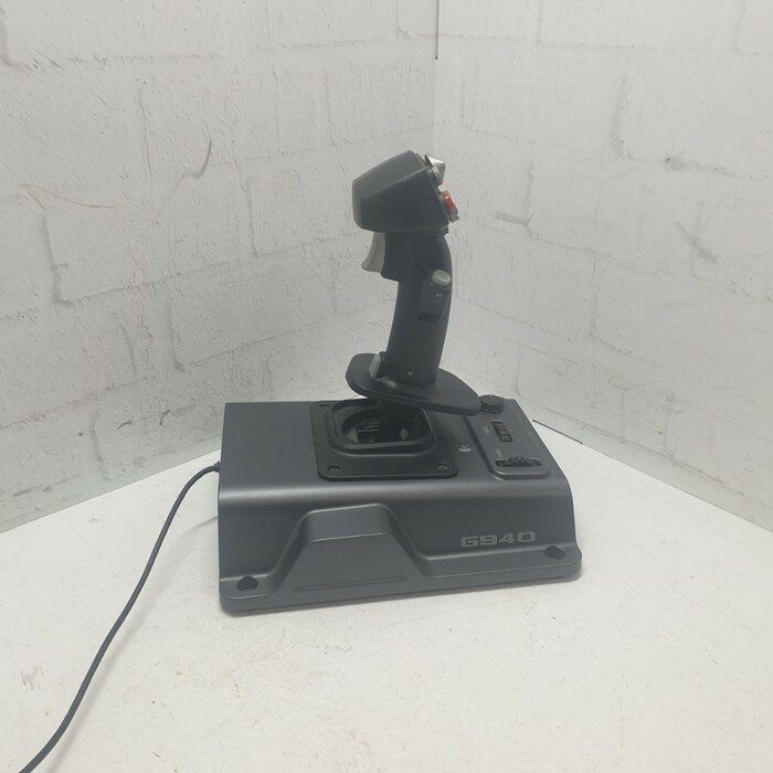Геймпад Logitech G940