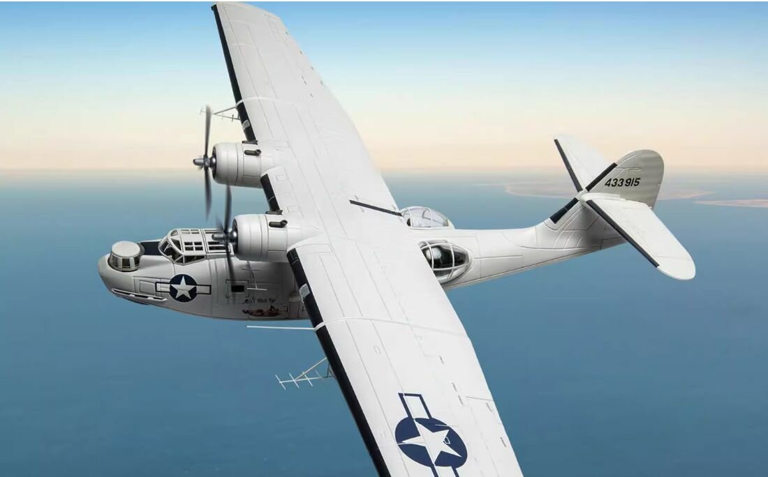 Corgi AA36113 1/72 Модель гидросамолета-амфибии OA-10A Catalina Miss Pick Up