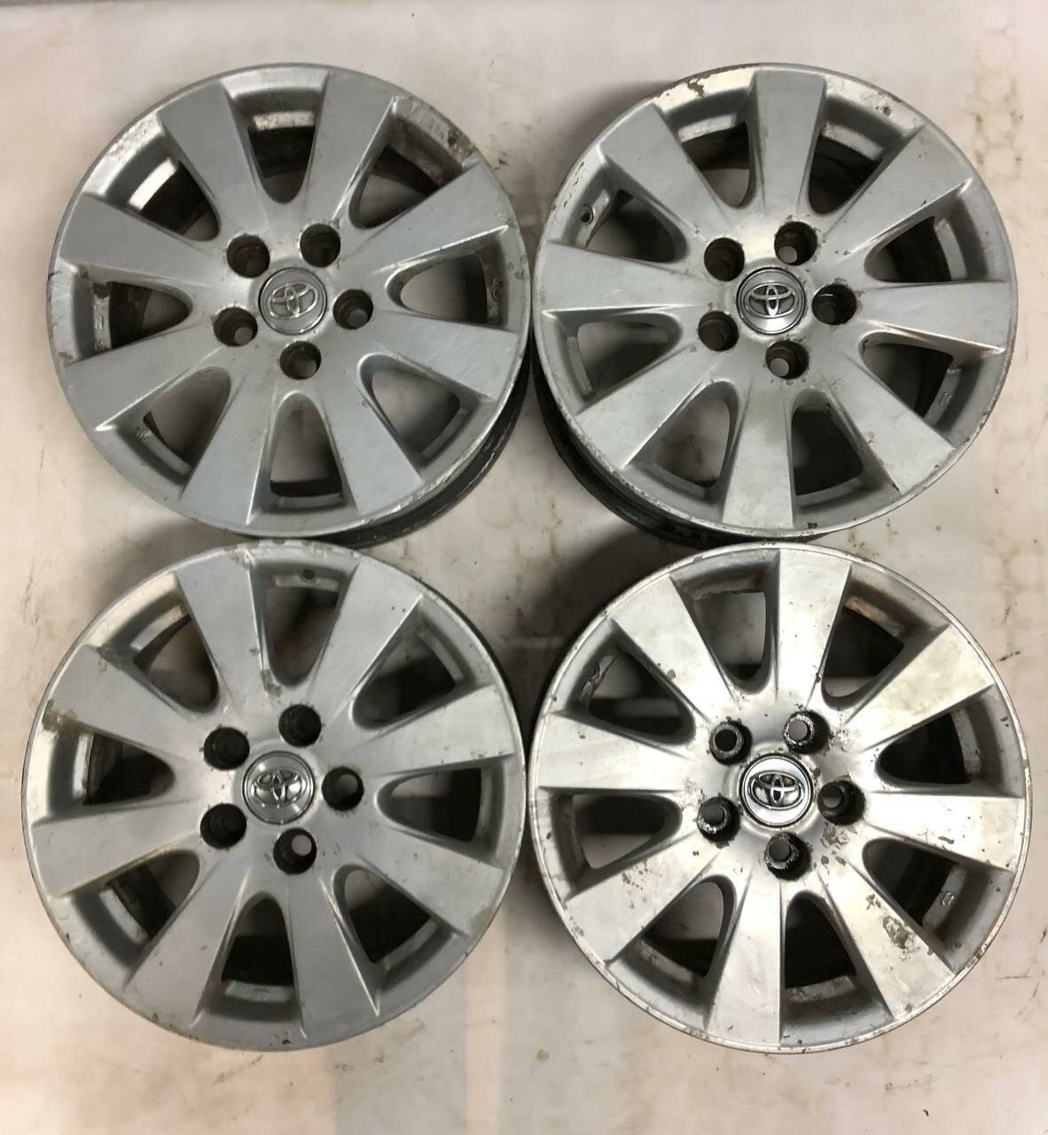 Колесные диски Toyota 16x6.5 PCD 5x114.3 D60.1 ET45 (оригинал)