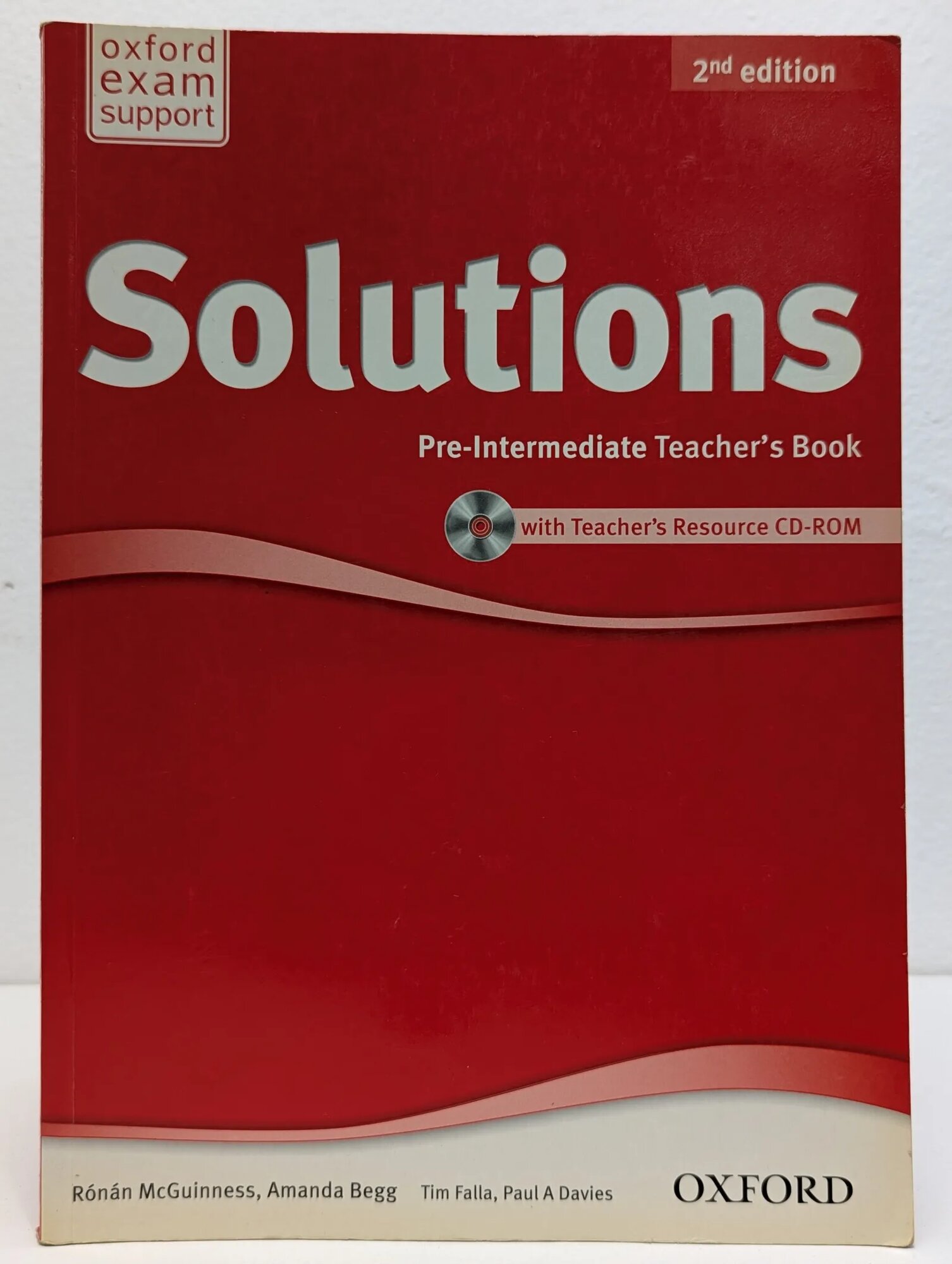 Solutions. Pre-Intermediate Teacher's Book McGuinness Rónán, Begg Amanda, Falla Tim 2012