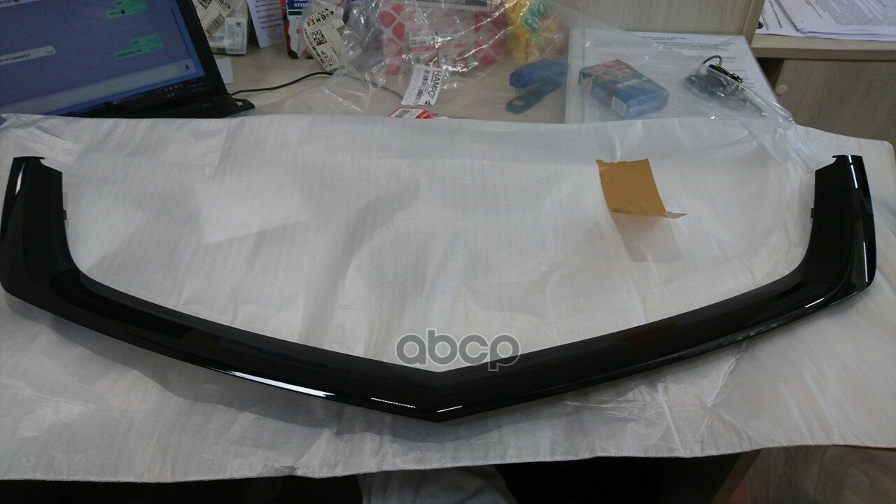 Молдинг решетки радиатора HONDA арт. 71122SEA902ZC