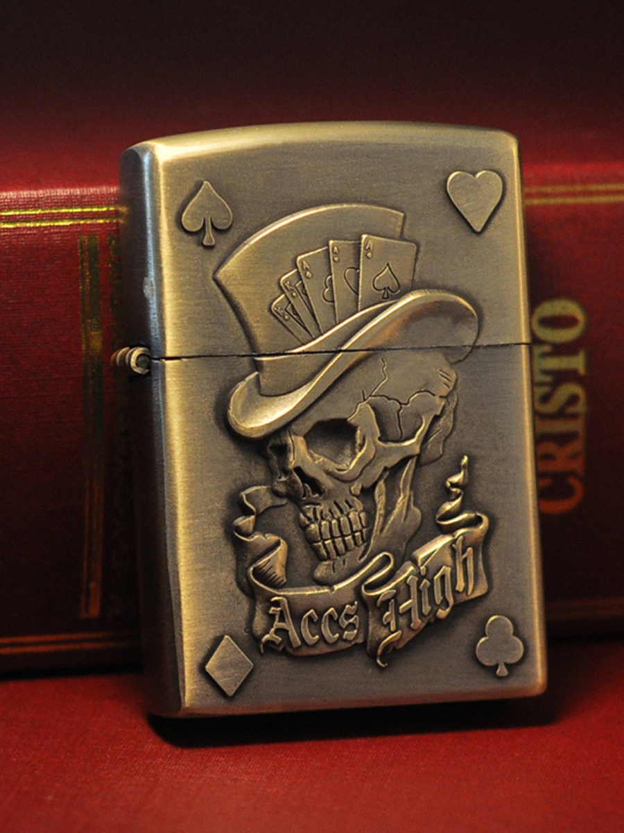 Зажигалка бензиновая подарочная, Череп