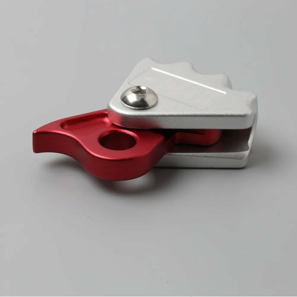 Зажим альпинистский