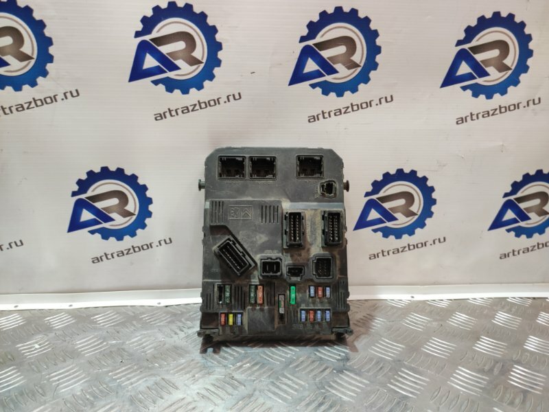 Б/У Блок предохранителей Citroen C3 / Ситроен C3 2006