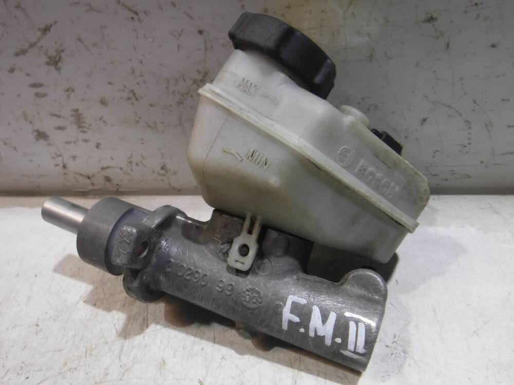 Главный тормозной цилиндр Ford Mondeo II 1079737