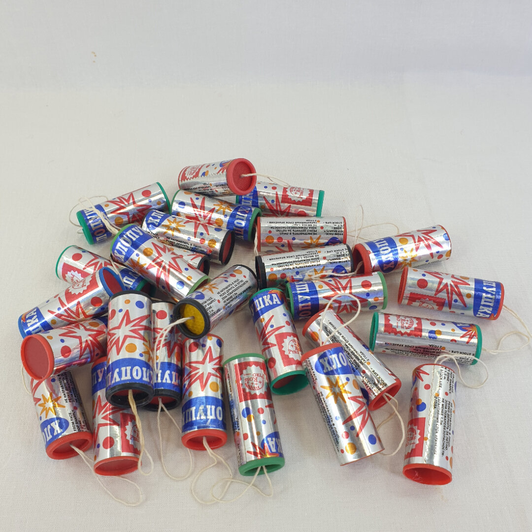 Хлопушка длинной 5 см, цена за 1 шт. Винтаж, 90 е годы