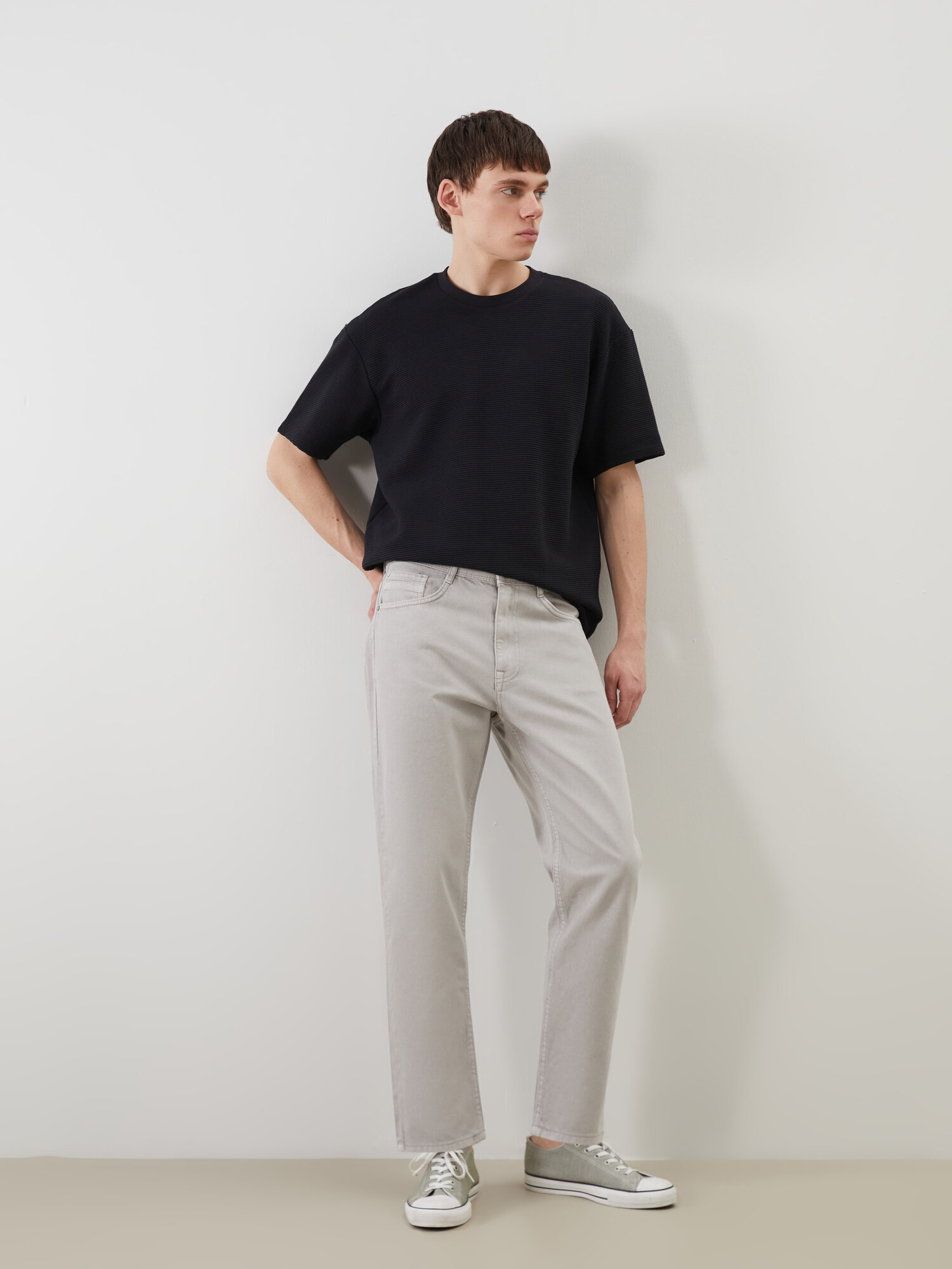 Джинсы широкие 