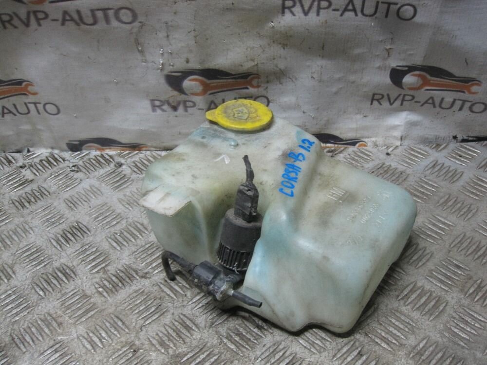 Бачок омывателя Opel Corsa B 1993-2000