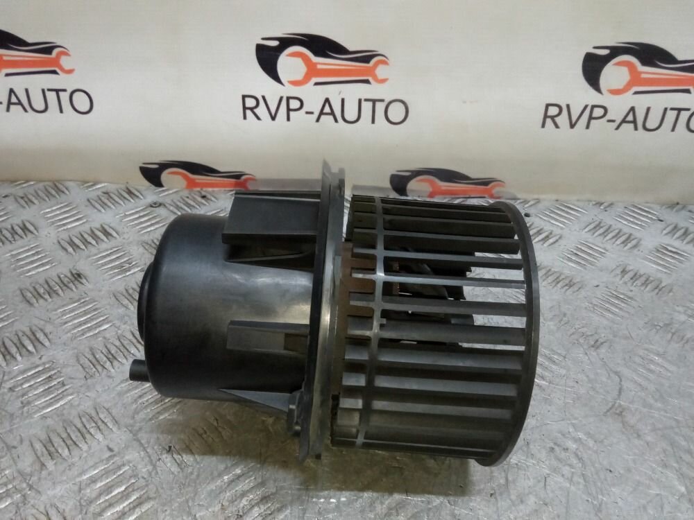 Моторчик отопителя Ford Transit TT9 2006—2014 4376922