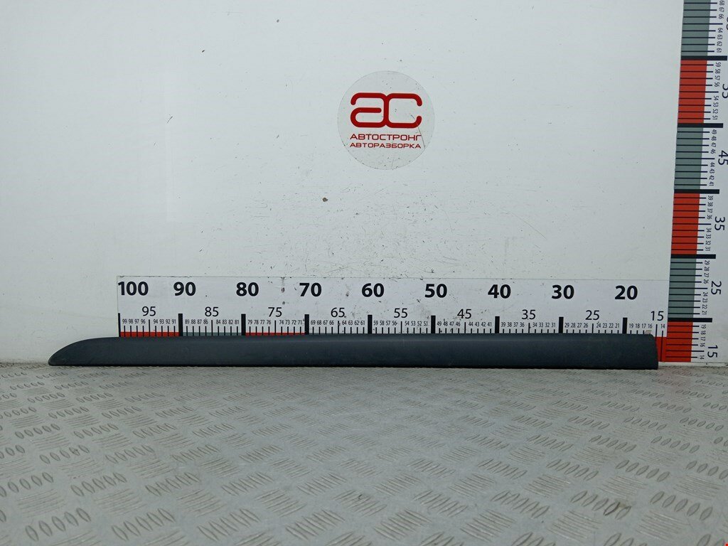 Накладка (молдинг) двери передней левой Skoda Fabia 2 (5J) 5J6853515 арт. 2248043