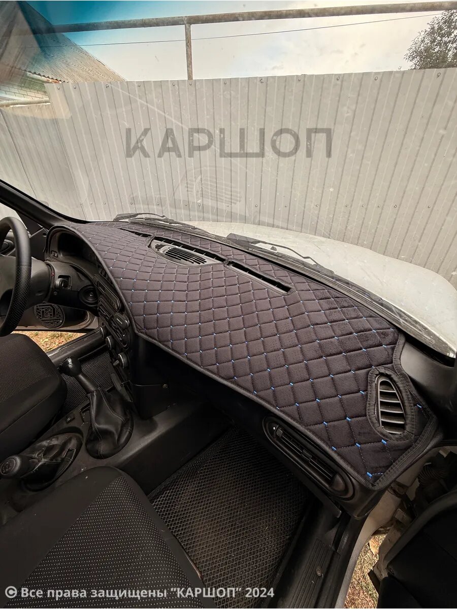 Накидка на панель для Нива Шевроле