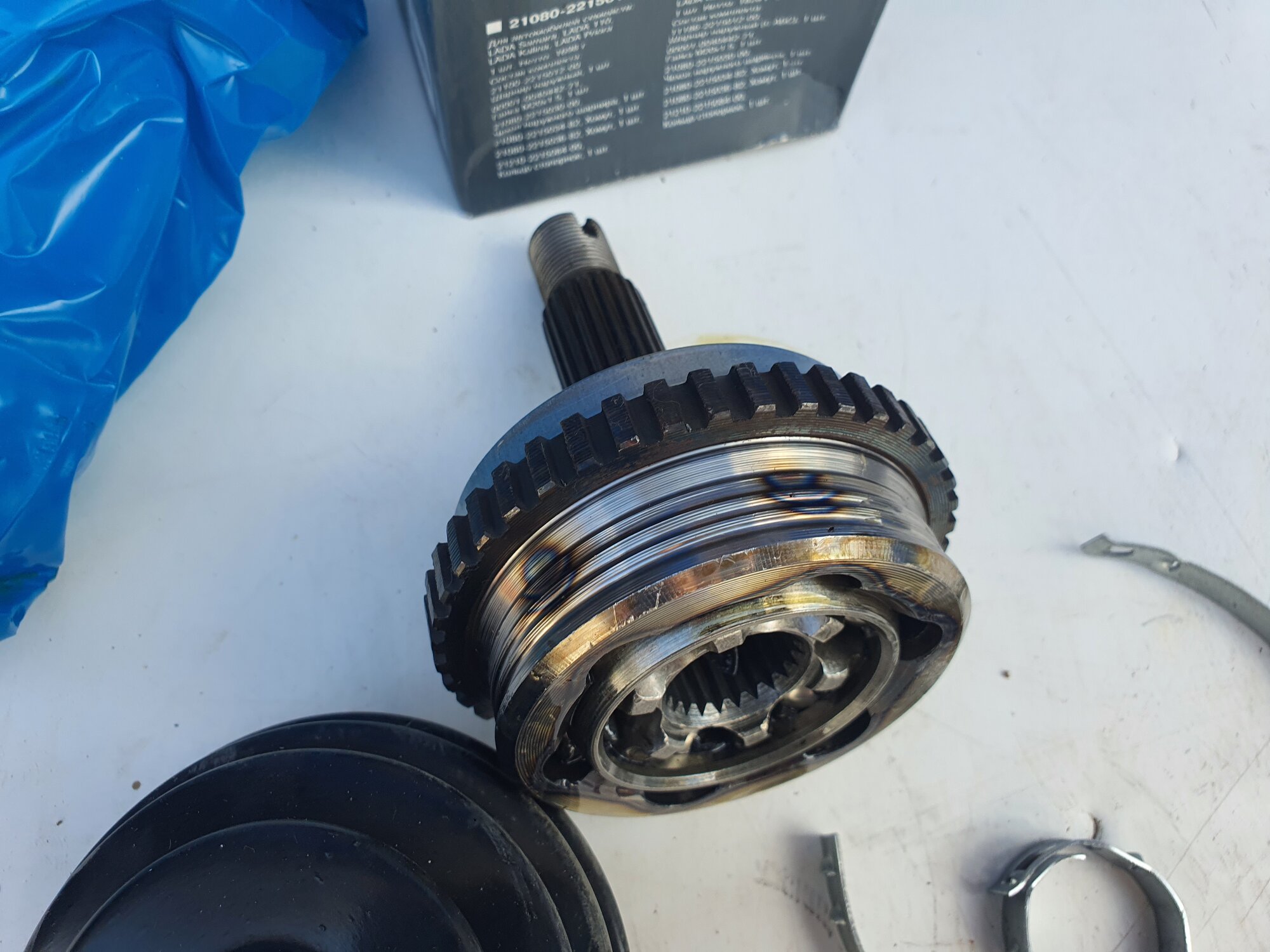 Шрус Наружний с Абс Ваз Лада Приора Калина Гранта и тд.