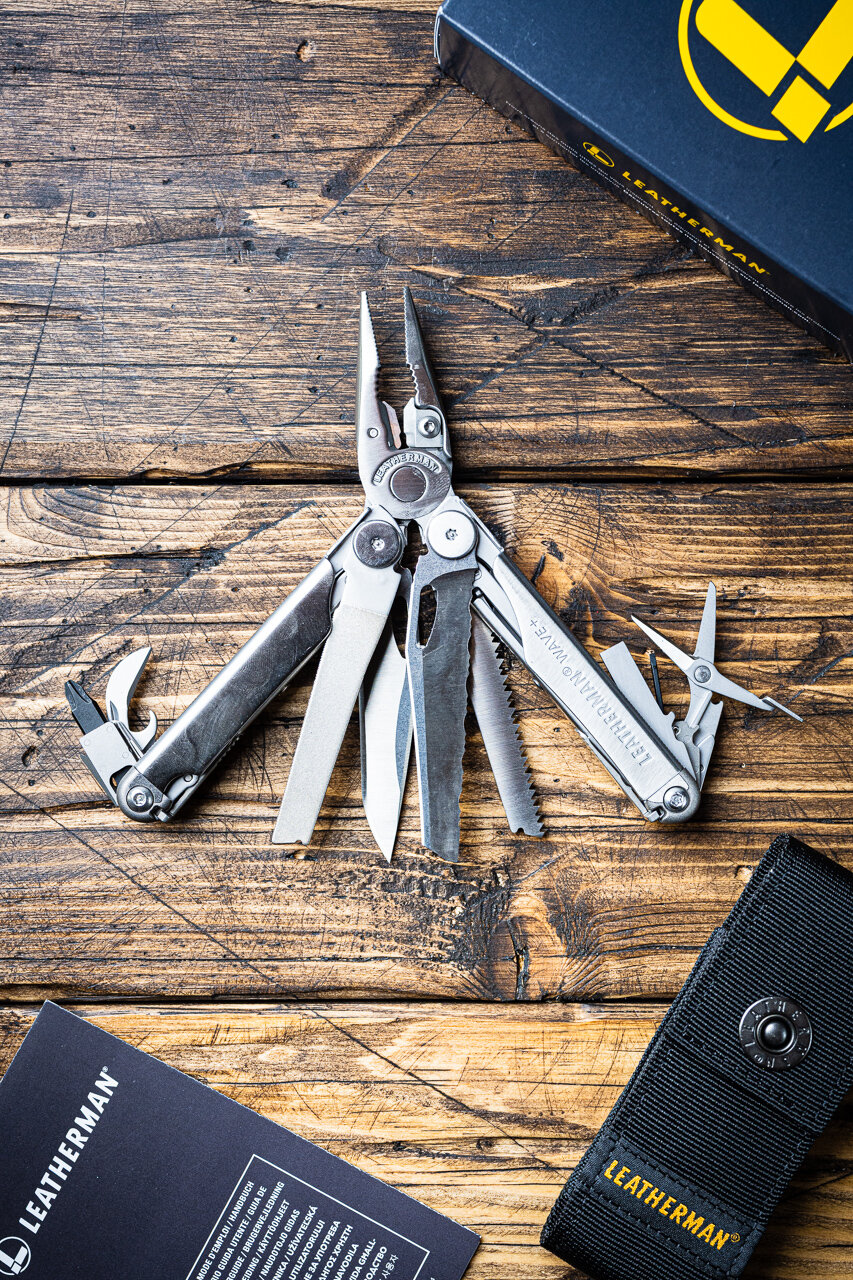 Мультитул LEATHERMAN Wave plus с чехлом на кнопке, серебристый