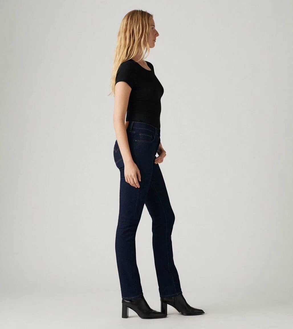 Джинсы зауженные 