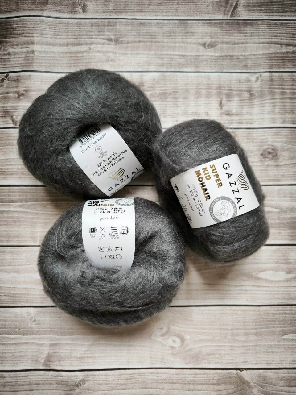 Пряжа Gazzal Super Kid Mohair, цвет 64433 темно серый, набор 3 мотка, вес мотка 25 гр, длина нити 237 м / Газзал супер кид мохер