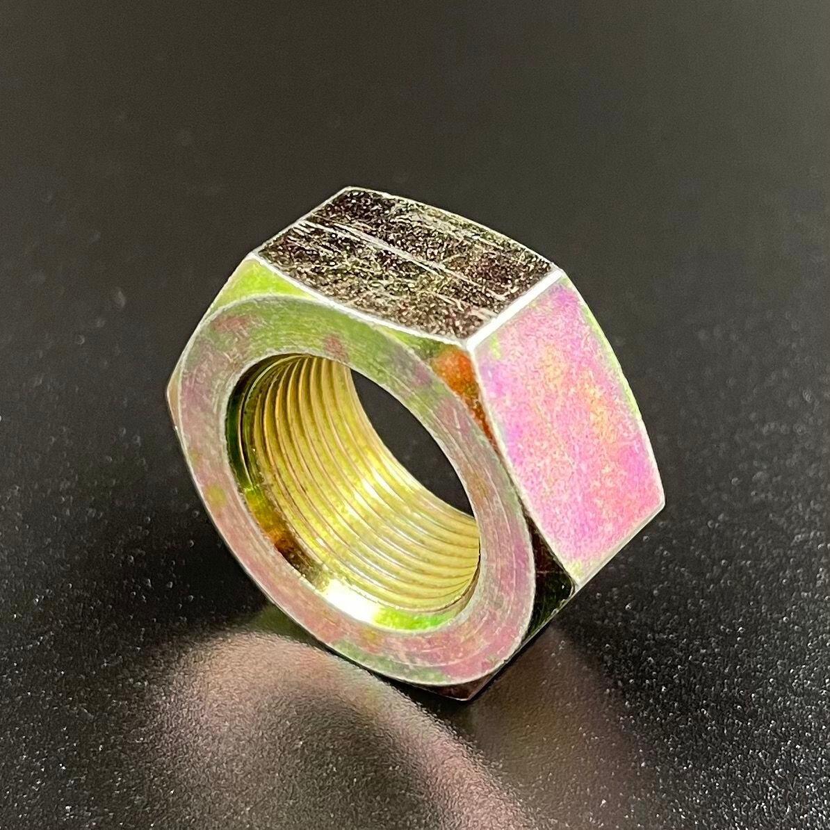 Гайка крепления маховика Yamaha 40-225, F20-70 (Omax)