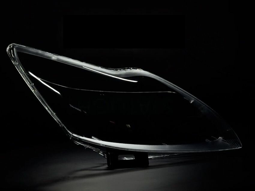 Стекло правой фары для автомобиля Ford Focus 2 рест 2007-2011