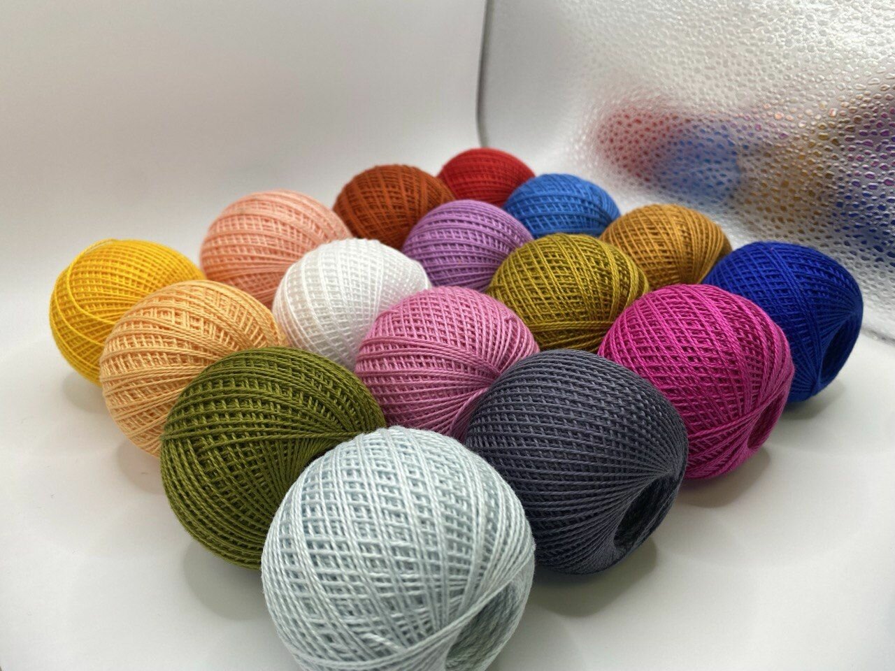 Нитки вязальные ирис, 16 цветов, россия.