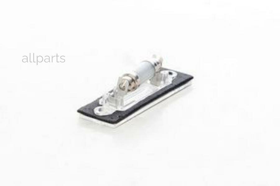 BSG AUTO PARTS BSG90-818-001 Фонарь освещ. номерного знака CADDY-T5-PASSAT 04- BSG BSG90-818-001