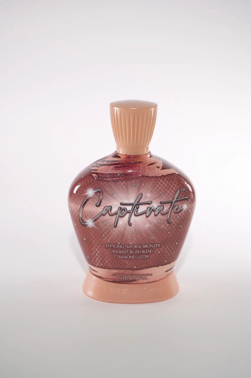 Captivate Мгновенный бронзатор с сияющим комплексом Designer Skin