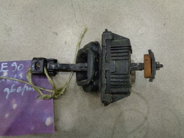 Ограничитель двери передней от BMW 3-Series E90 2005-2012