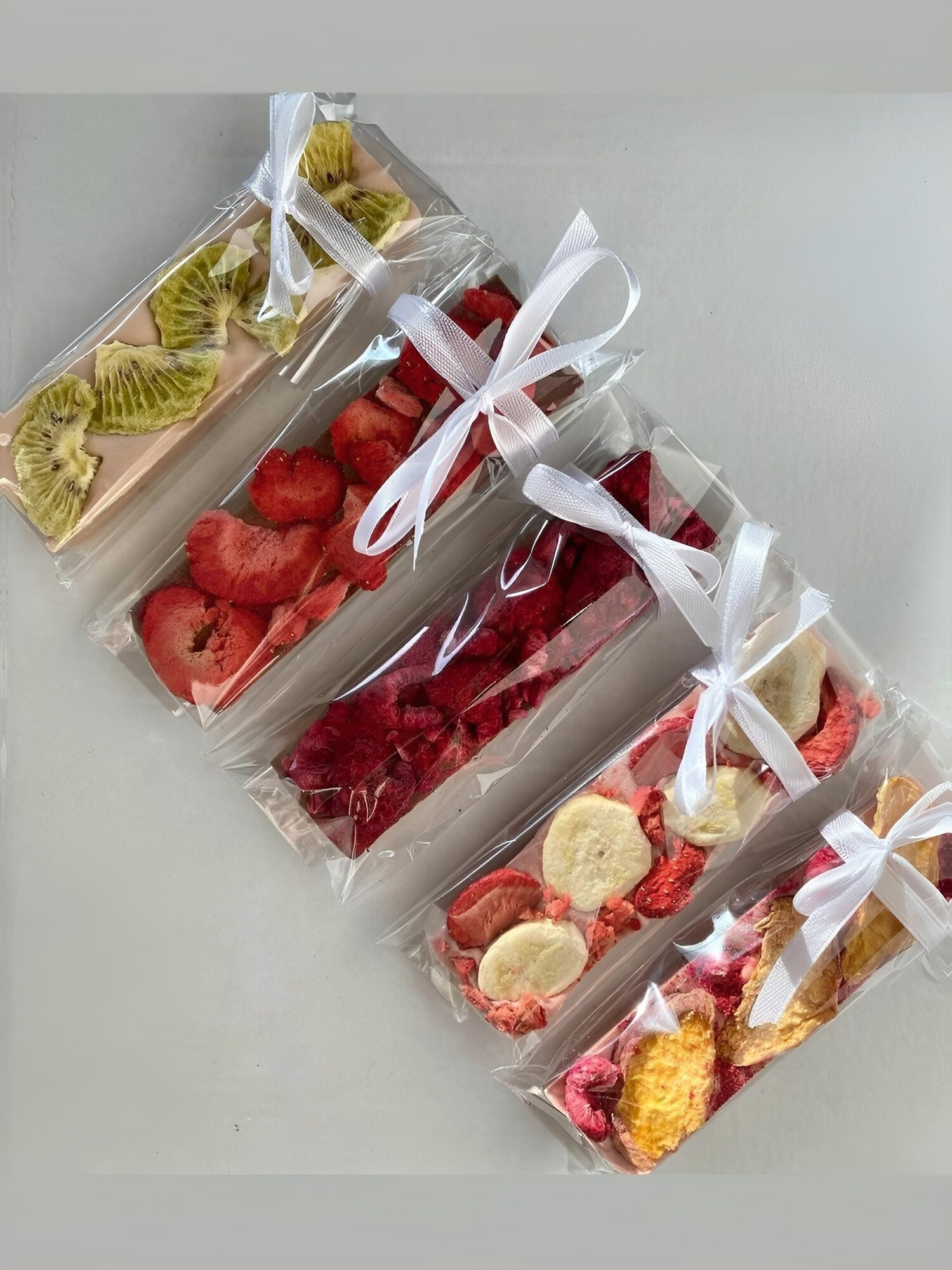 ShokoTrendy Конфеты Шоколад без сахара набор подарочный фруктово-ягодные чипсы 5 плиток