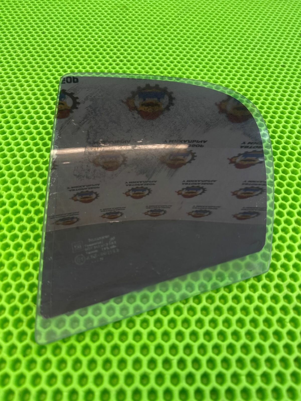 Форточка двери задняя левая Opel Astra H Z16XER 94771230