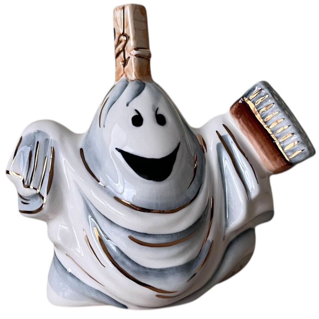 Елочная игрушка Малыш и Карлсон "Приведение с мотором" с золотом Лефортовский фарфоровый завод. Елочная игрушка