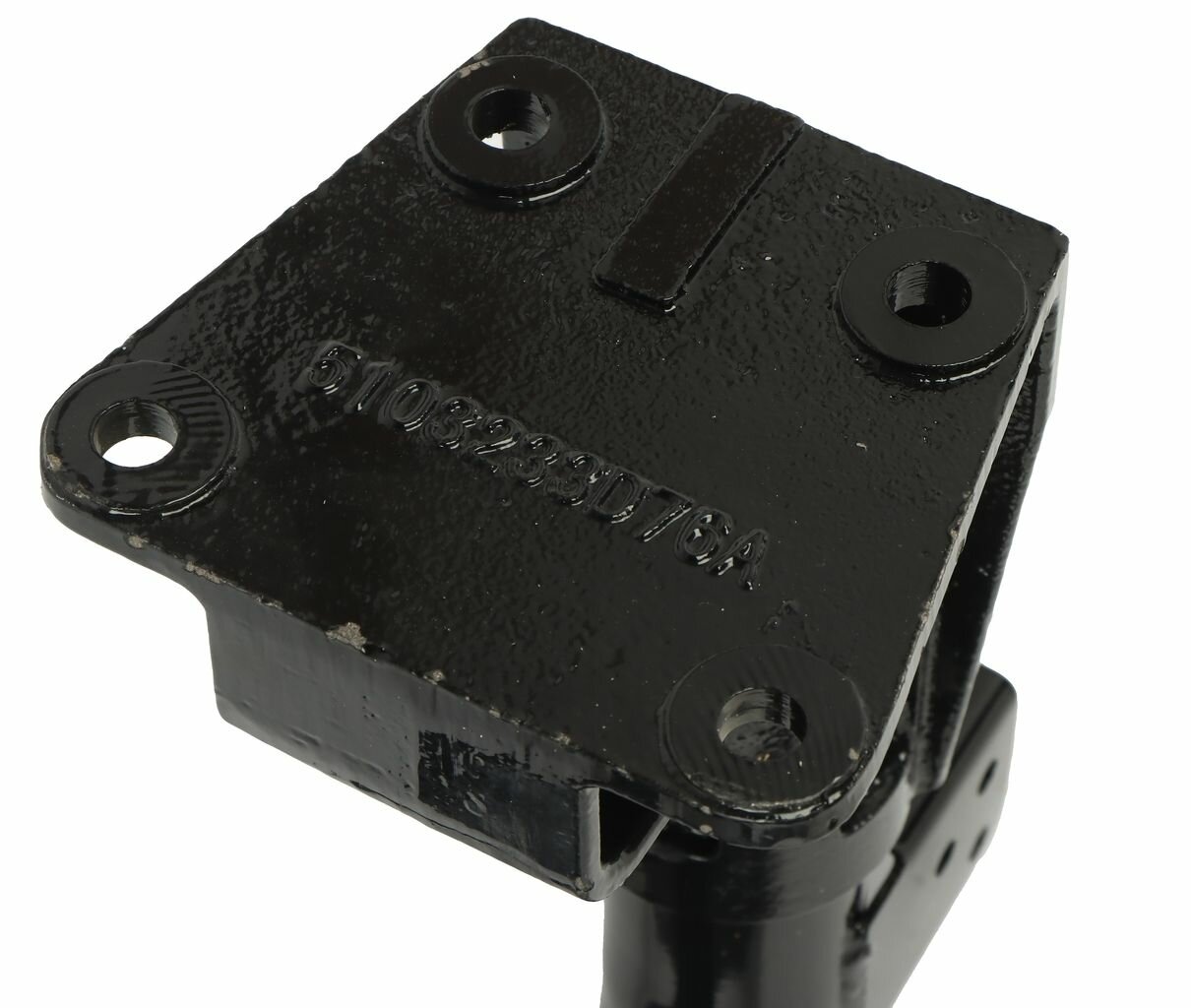 Кронштейн бампера переднего для Джак Sunray Sollers Atlant арт 2803019R001 JAC