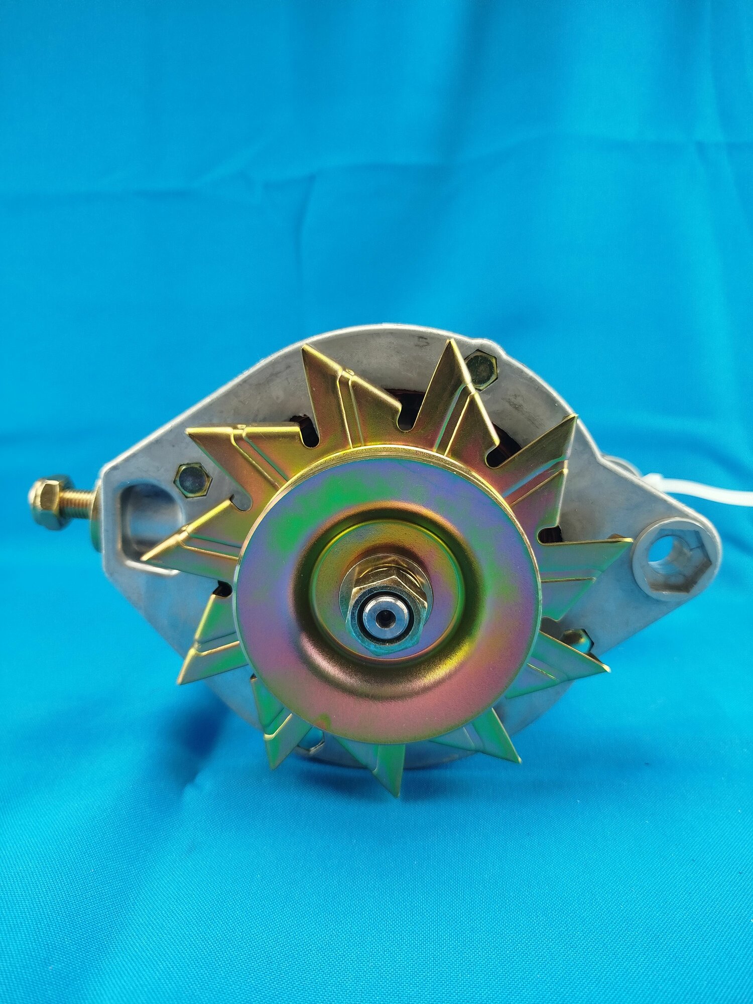 Генератор "HOFER" для автомобилей ВАЗ 2104, 05, 07 (55А)