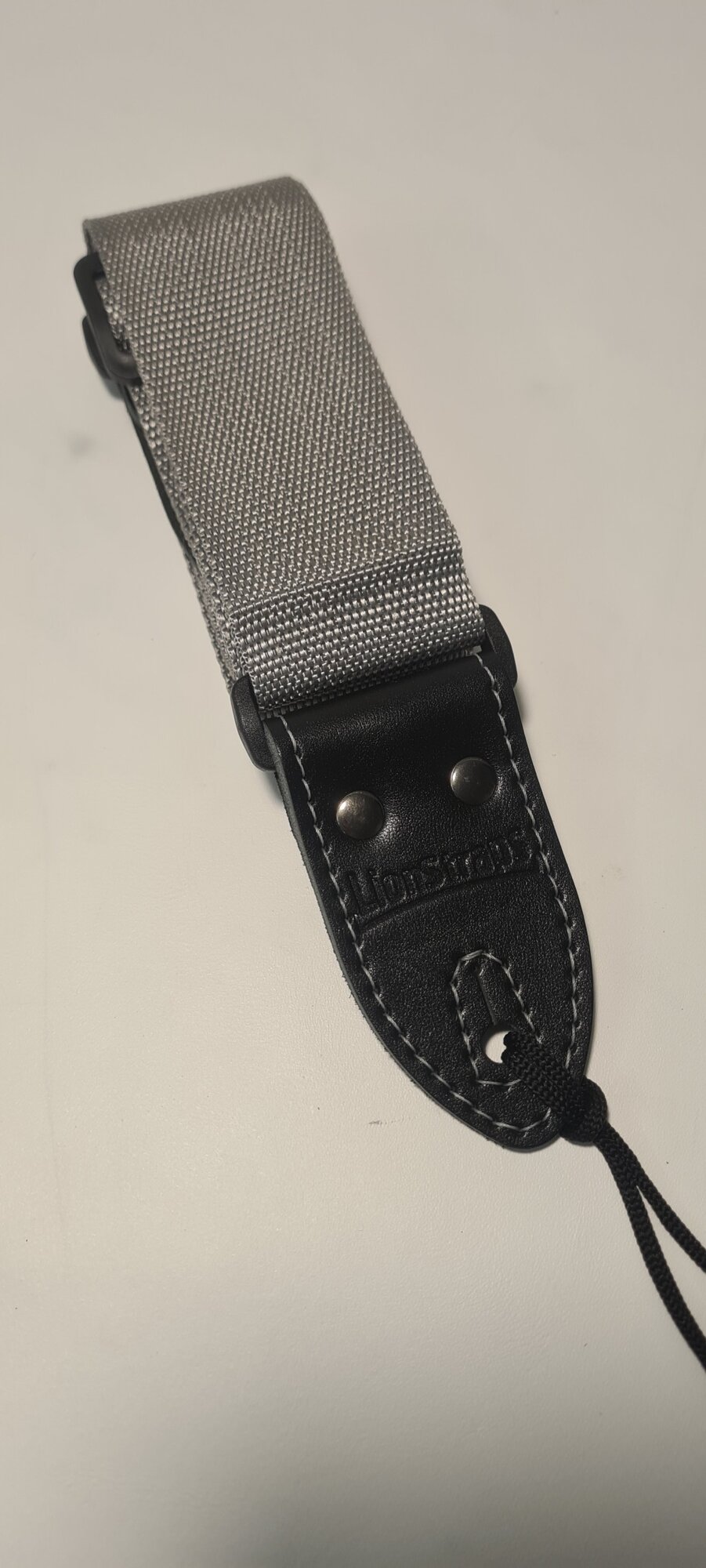LS. P. C.013 Ремень для гитары, полиэстер, серый, LionStraps