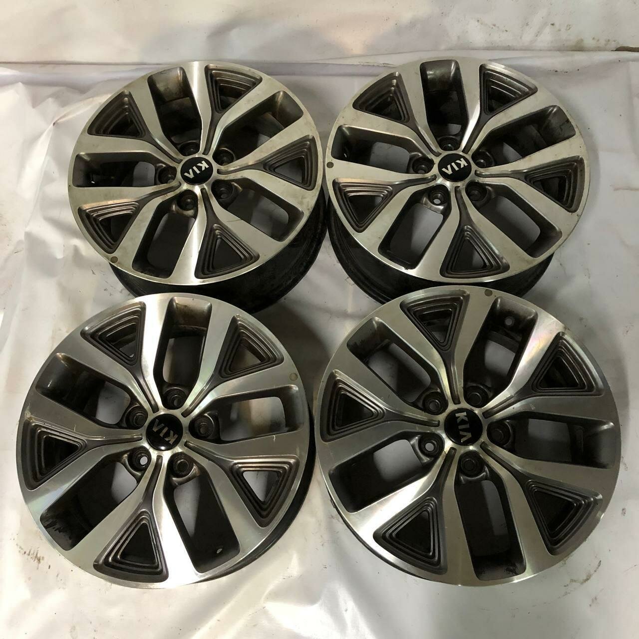 Колесные диски Kia 17x6.5 PCD 5x114.3 D67.1 ET40 (оригинал)