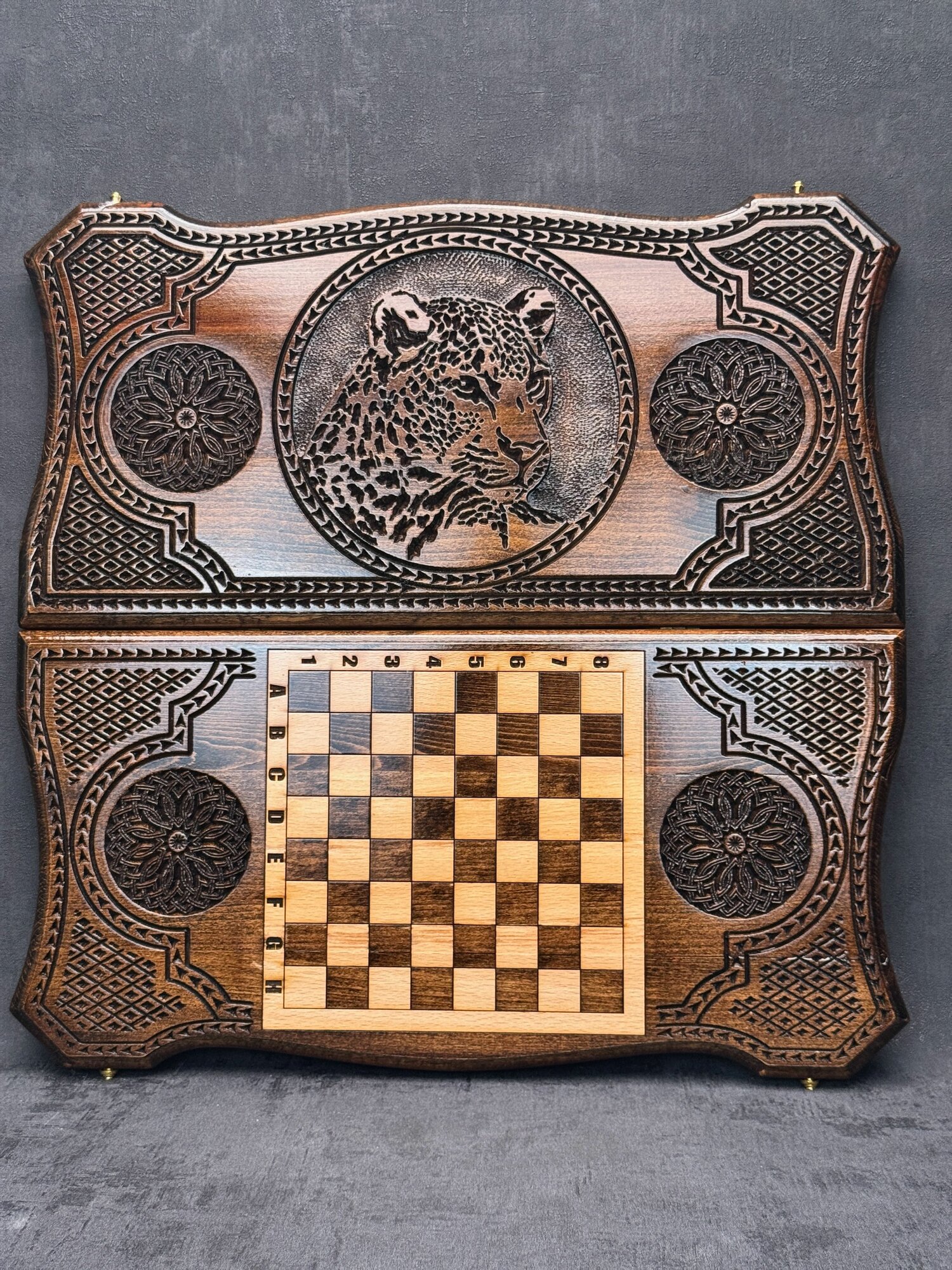 Нарды "Леопард", ручная работа, резные, складные, дерево, 50 см