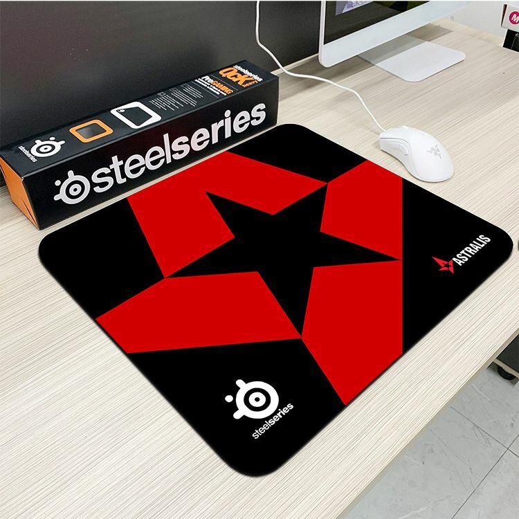 Игровой коврик для мыши 40*45 см Steelseries Qck Astralis